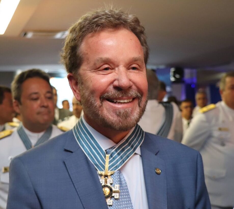 Deputado recebe medalha Ordem do Mérito Aeronáutico - PSD - Partido ...